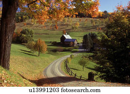 farm, fall, Tunbridge, VT, Vermont, Howe Farm surrounded by colorful ...
