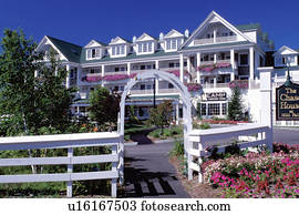 New Hampshire, Meredith, NH, inn, resort, lodge, hotel, Adirondack ...
